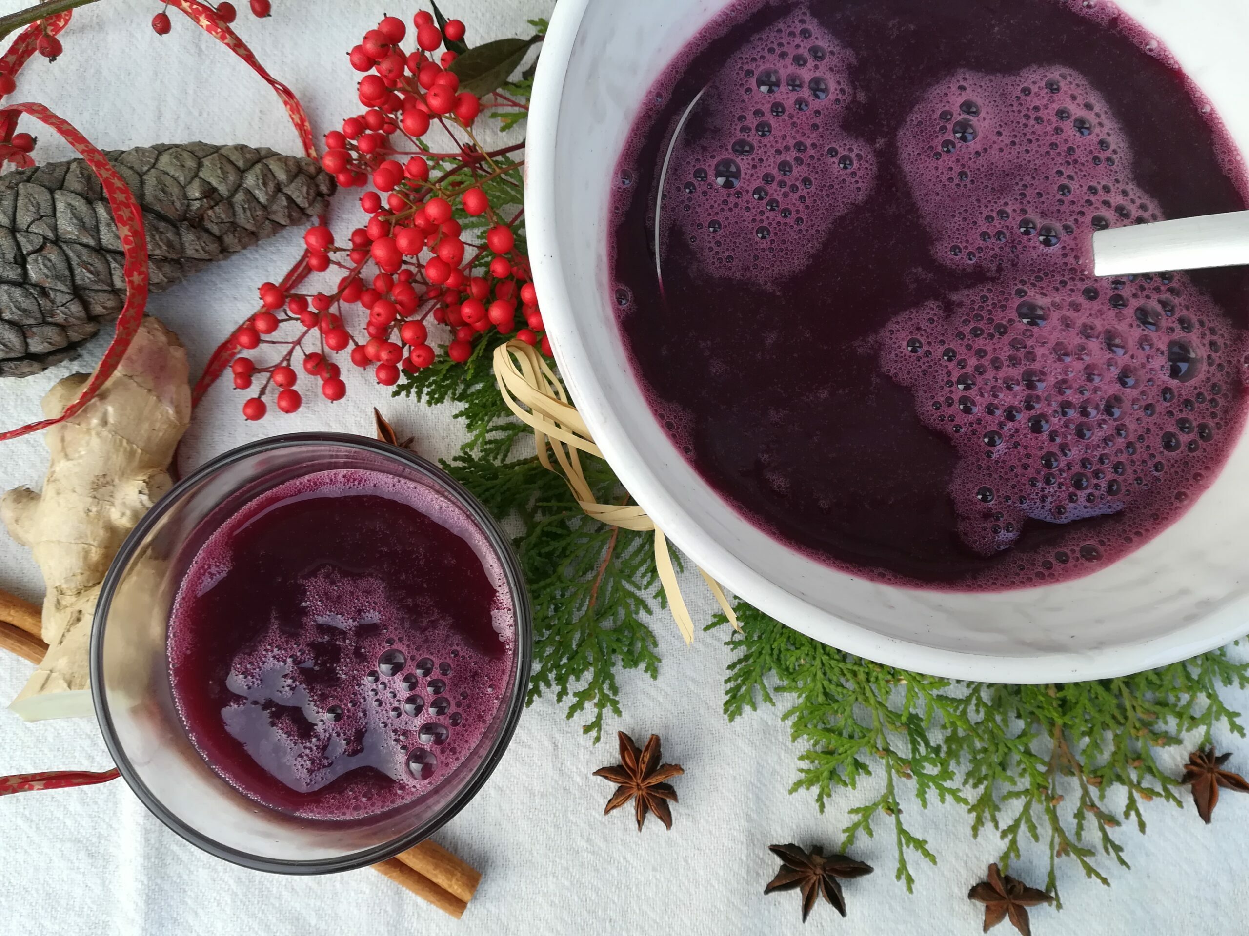 Vegan alcohol-free Christmas punch - Vegan Milker